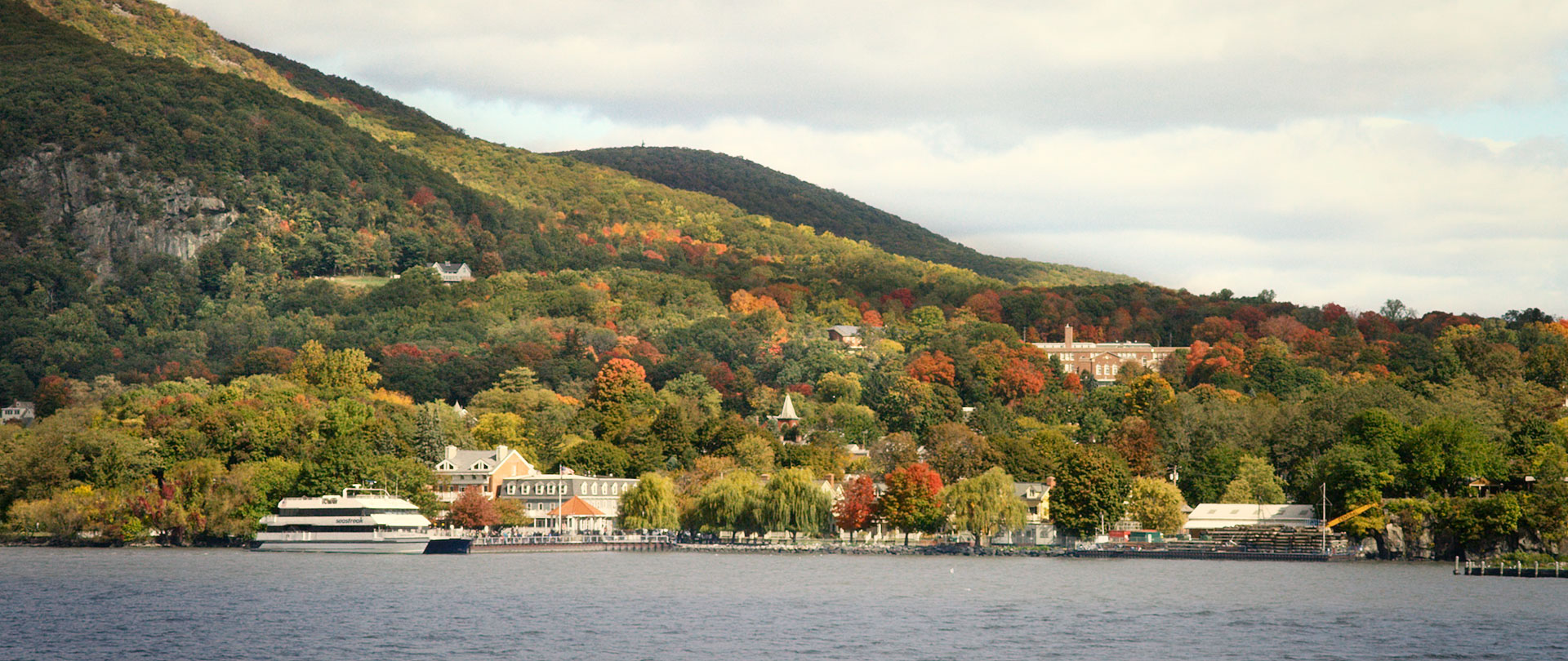 Fall Foliage Cruise | Hudson River, Cold Spring